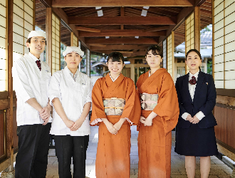 TKB株式会社 【有馬温泉 月光園】の求人募集・採用情報｜飲食店求人グルメキャリー